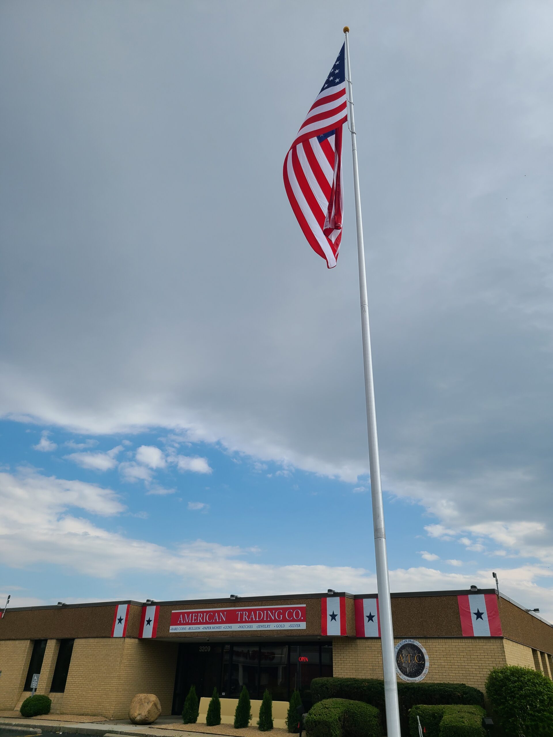 RECORD BREAKER – The National Flag Company
